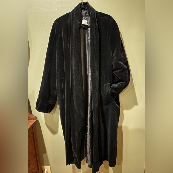 JS Collections | Jackets & Coats | Vintage Js Collections Black Velvet ...